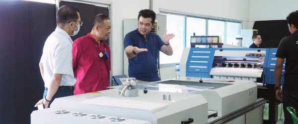 About Us - nexttechscreen.com